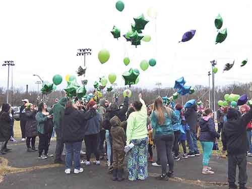 200 gather to honor Chassidy Broadstone, teen who died in house fire ...